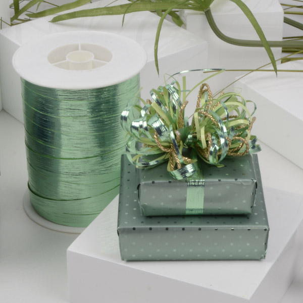 Gift wrapping inspiration | SS22 Dots (2)